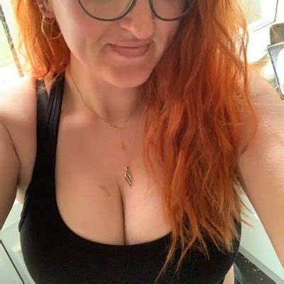Sex Manager On Twitter RT SexManagerr Yo Mommy Am I Too Old For You Guys Https T Co
