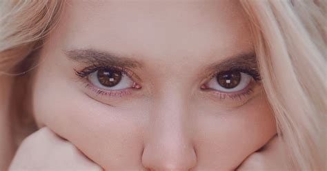 Our Early Anscestors Passed On Traits That Lead Us To Attune To Negative Information More Than