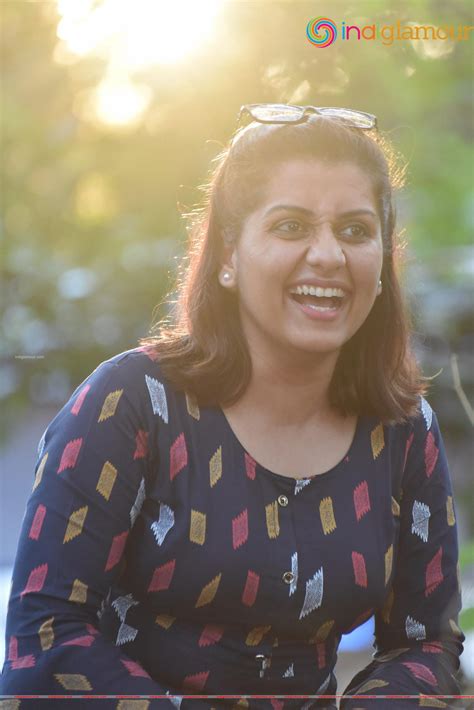 Sarayu Mohan Actress Hd Photos Images Pics And Stills Indiglamour Com