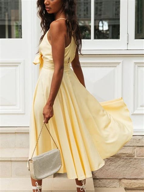 15 Casual Feminine Outfits Youll Love To Try 2026
