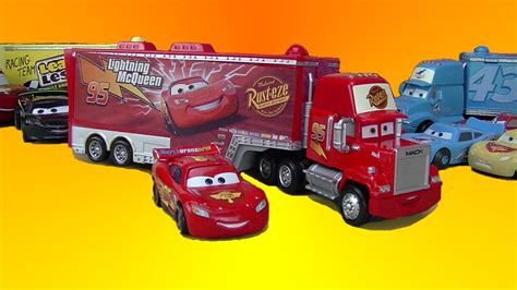 Disney Cars Toys Mac Hauler Truck Ligtning Mcqueen Race Car Truck Mack