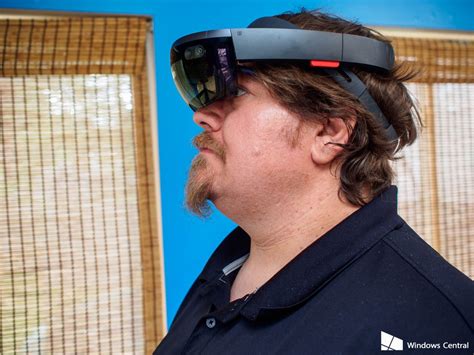 Windows 10 Build 171331004 For Hololens Rolling Out For Insiders