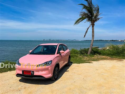 จับต้องง่าย Neta V รถยนต์ไฟฟ้า 100