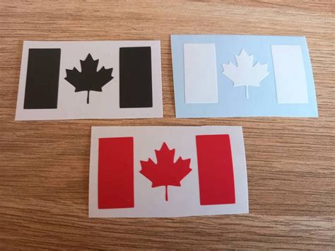 Set Of 3 X Canadian Flag Vinyl Decalsstickersmaple Leaf Decal Etsy