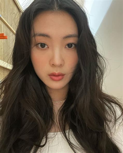 220822 Lucy Instagram Update Kpopping