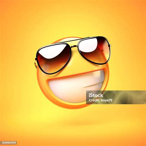 노란색 배경에 고립 된 멋진 이모티콘 선글라스 3d 렌더링으로 미소 이모티콘 이모티콘에 대한 스톡 사진 및 기타 이미지 이모티콘 3차원 형태 선글라스 Istock
