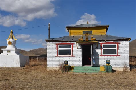 Гандантэгчэнлин Хийд Added A New Photo Гандантэгчэнлин Хийд