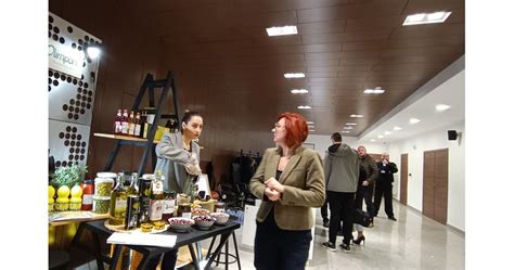 Министър Илин Димитров на неформална среща с бизнесмени от Стара Загора