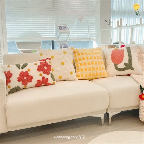 달떵 [당일발송]북유럽 봄 여름 꽃 플라워 자수 터프팅 거실 쇼파 쿠션 커버 감성인테리어쿠션