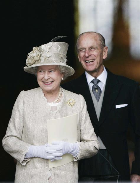 Queen Elizabeths Last Photo Had Connection To Prince Philip