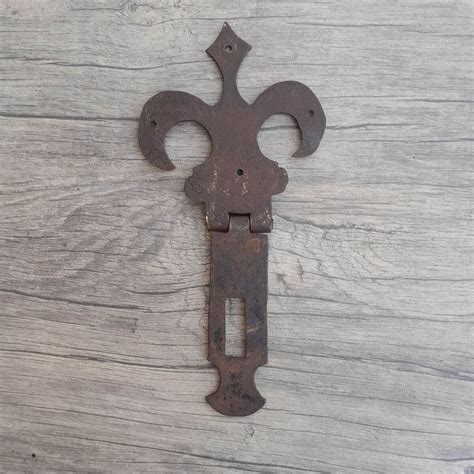 Medieval Chest Hinges