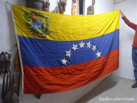 Antigua Gigante Bandera De Venezuela Para Edifi Comprar En