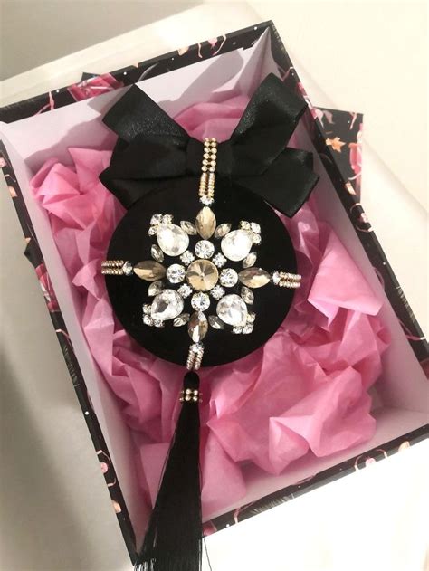 Ёлочный шар с кисточкой в интернет магазине на Ярмарке Мастеров Елочные игрушки Москва