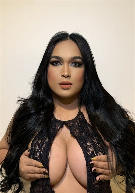FULLY FUNCTIONAL FFARA SEX MACHINE Filipino Transsexual Escort In Manila