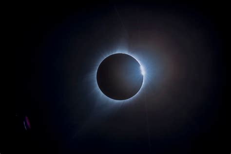 Watch Nasas Live Coverage Of The Total Solar Eclipse Moving Across