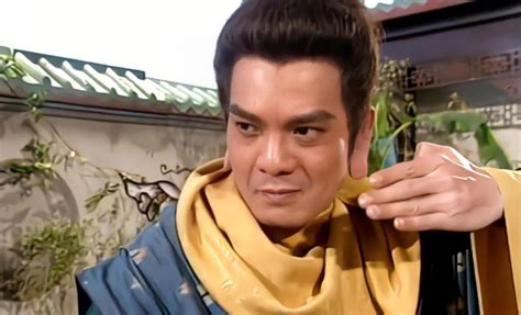 难怪金庸不让萧峰大战鸠摩智，他是怕萧峰输，看天龙寺大战就懂了 哔哩哔哩