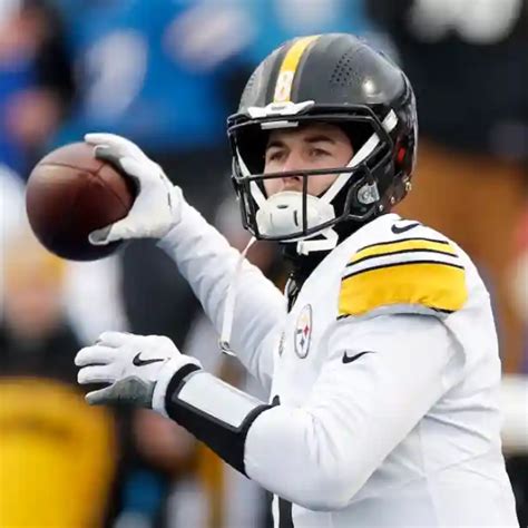 Steelers Mike Tomlin Breaks Silence On Qb Kenny Picketts Future