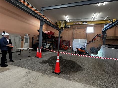 Today Pc Leader Poilievre Received A Brief Training On How Liuna Members Operate Remote