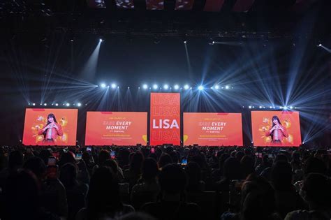 Super Cool Thai Link Lisa Spreads Cuteness To Cool The Heat With Deep