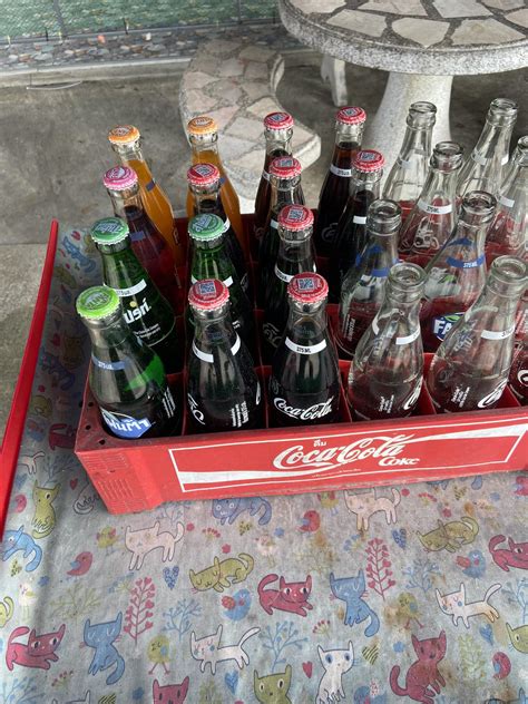 ร้านขายของชำ โซห่วย ไทยแลนด์ โพสต์ สอบถามฟรี ไม่มีค่าใช้จ่าย พี่ๆคะ โค้กขวดแก้วแบบแช่กับ