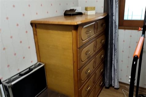 동작구 신대방동 이사가구 버리기 책장 버리는법 가전제품 수거비용 책꽂이 폐기물 비용 의자 버리는곳 책상 처분하는법 4인용 식탁 폐기 식탁 유리 버리는 비용 5단 서랍장 방문