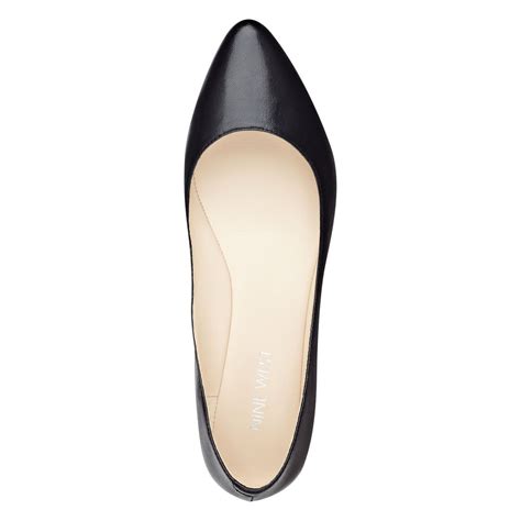 Speakup Almond Toe Flats Almond Toe Flats Almond Toe Shoes Black