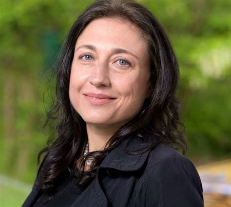 Проф д р Десислава Петрова Антонова ръководител в Института Gate към СУ пред „Труд News