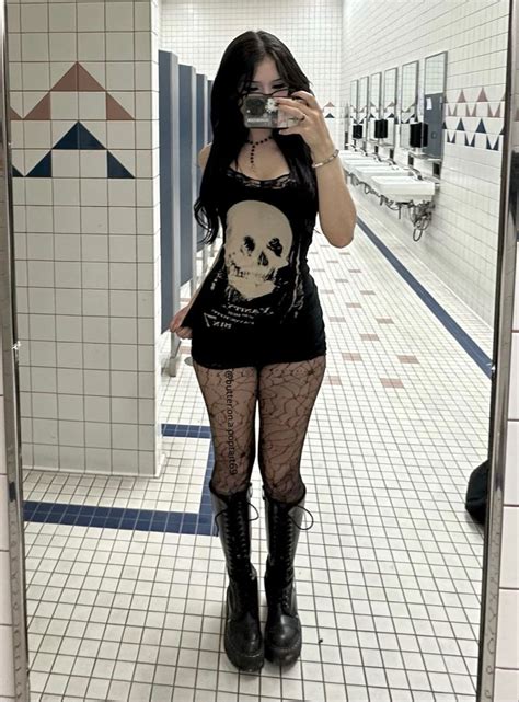 Cariesta Fans Grunge Rave Outfits Tiny Dress High Waist