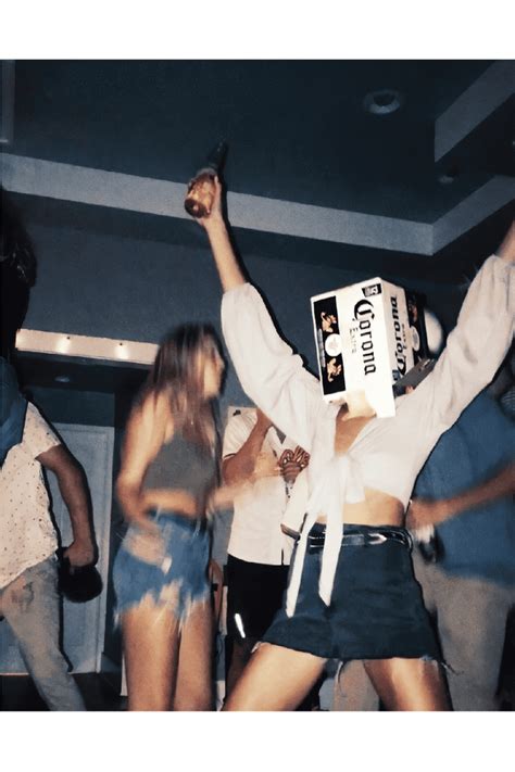 Rona Head Poster Posterfi