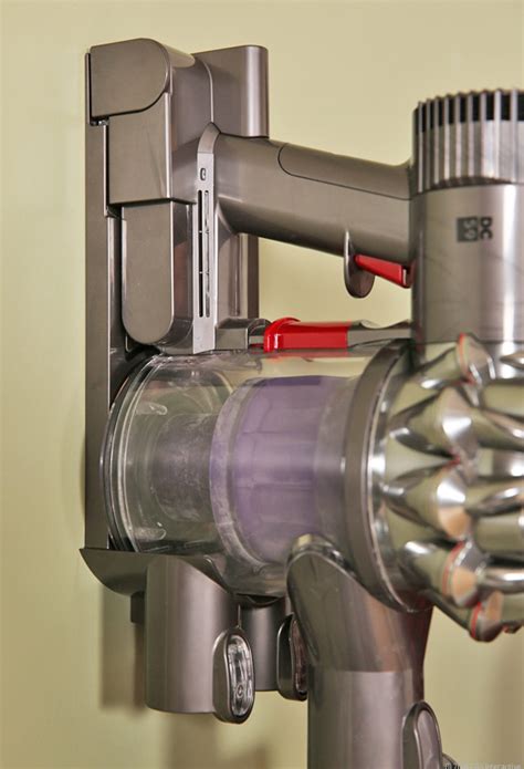 The Sleek Trigger Powered Dyson V6 Pictures Cnet