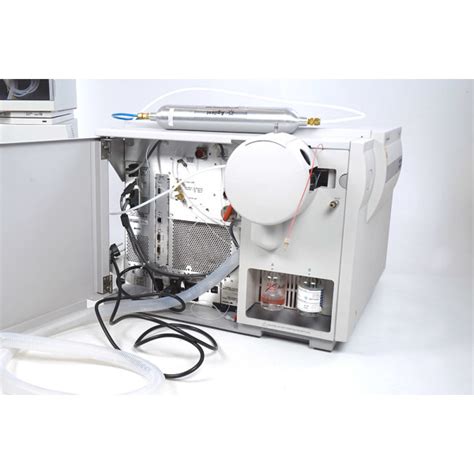 Agilent G1956b Lc Msd Sl Mass Spectrometer Detector Lcms Apci Esi Sou 11 305 00