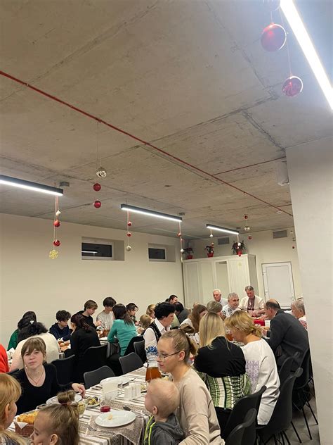 СВЯТВЕЧІР У ДОМІ ПАЛОМНИКА с Страдч Церква Успіння Пресвятої