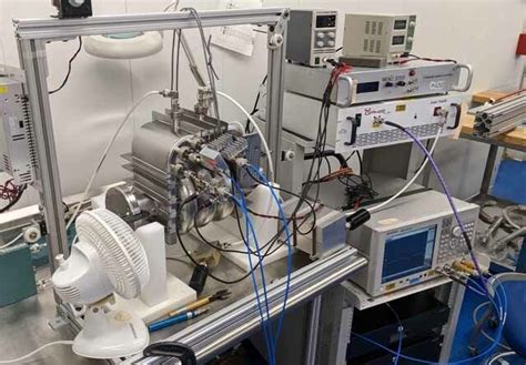 The Cavity Arrangement For Tw Resonance Excitation At Room Temperature Download Scientific