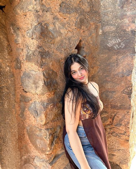 Anu🦋 Anuradhakumari • Instagram Photos And Videos