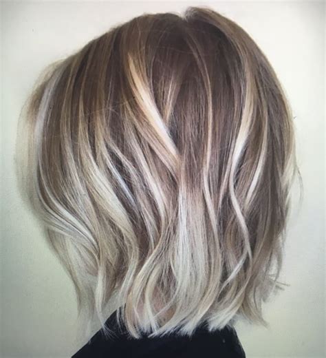 Épinglé Par Luna Sea Sur Hair Idées Cheveux Blonds Balayage Blond
