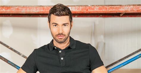 Hall Of Guys And Men In Jeans Dario Beck