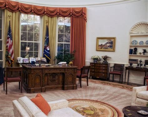 Donald Trump Already Redecorated The Oval Office And Of Course The