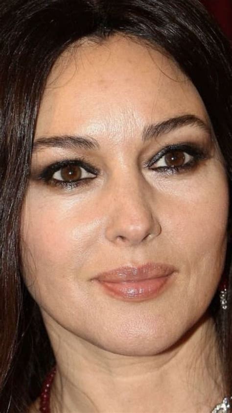Monica Bellucci Стрижка для волнистых волос Изящное старение Актриси