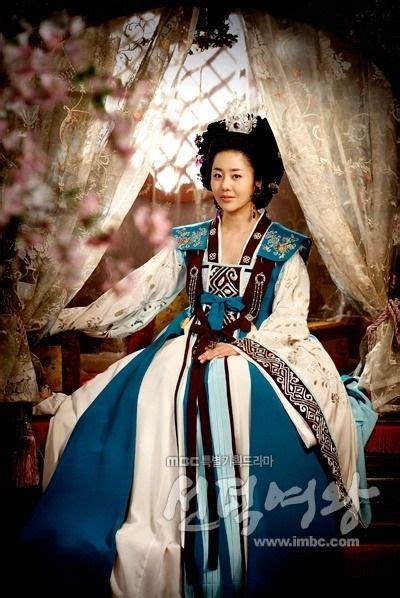 선덕여왕 신라시대 Korean Traditional Dress Hanbok Korean Traditional Clothing