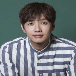 Ji Hyun Woo Birthday Real Name Age Weight Height Family Facts Contact Details Girlfriend