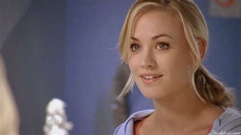 Pin By Jets Jetstor On Chuck Yvonne Strahovski Yvonne Strahovski