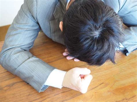 どうしてこんなに眠いの春に眠くなるのはなぜ マメザ 生活に役に立つ豆知識をあなたに