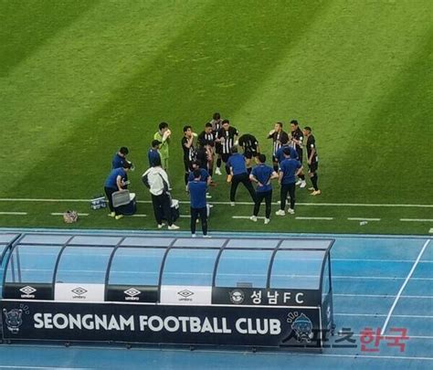 폭염특보 습도 72 쿨링 브레이크도 골은 못만들어 성남에서