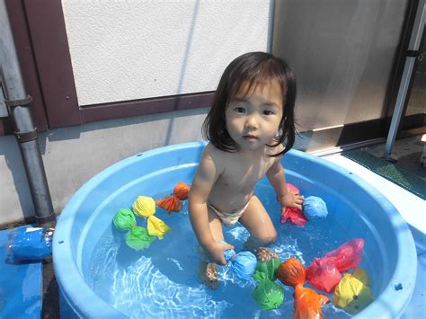りす組 プール遊びをしました 宮野浦保育園広げます 豊かな心