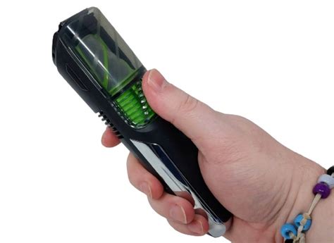 Remington Vacuum Beard And Stubble Trimmer 6000 Review The Vaccum