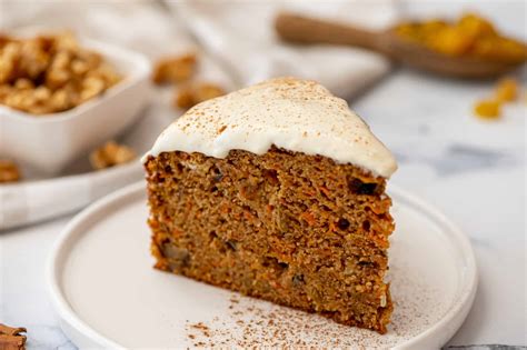 The Best Clean Eating Carrot Cake