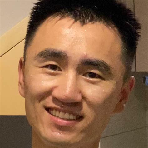 光與影里種下一片春天，歲月的藤蔓長出一枝清蓮，在瀲滟的時光里炫燃小家煙火 宁夏穆萨