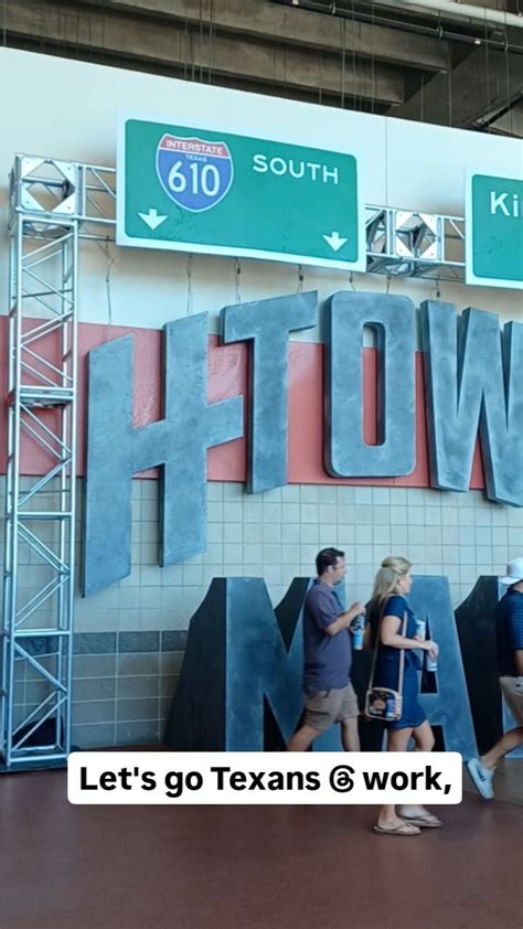 Tiny T Of Sexxx Fiends Getting My Promo On In Colorado Springs Colorado For The Show Tonight