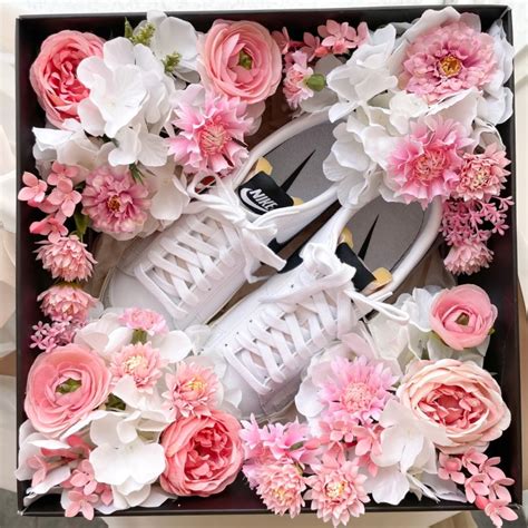 강남 꽃집 청담꽃집 플롱플라워 전역선물 꽃신박스 전역꽃신 실크플라워박스 생화플라워박스 대형플라워박스 기념일선물 논현동꽃배달 네이버 블로그