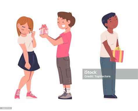 행복한 십대 소년과 소녀 캐릭터는 휴일 축하 벡터 세트를 위한 선물 상자를 준다 개체 그룹에 대한 스톡 벡터 아트 및 기타 이미지 개체 그룹 공유 개념 공휴일